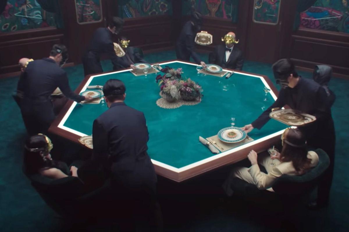 Gi-hun returns in Squid Game’s climactic finale | The DONG-A ILBO