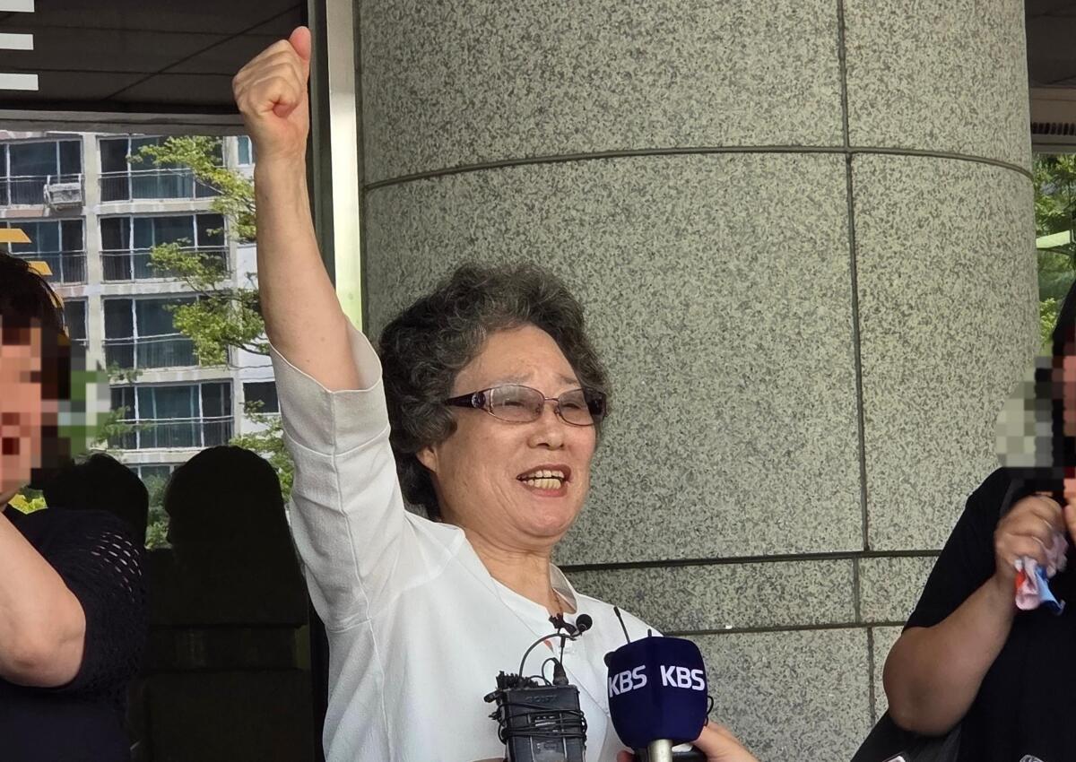 Woman seeks justice decades after self-defense conviction | The DONG-A ILBO