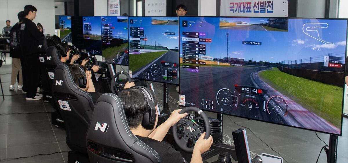 Hyundai launches N racing simulator platform | The DONG-A ILBO