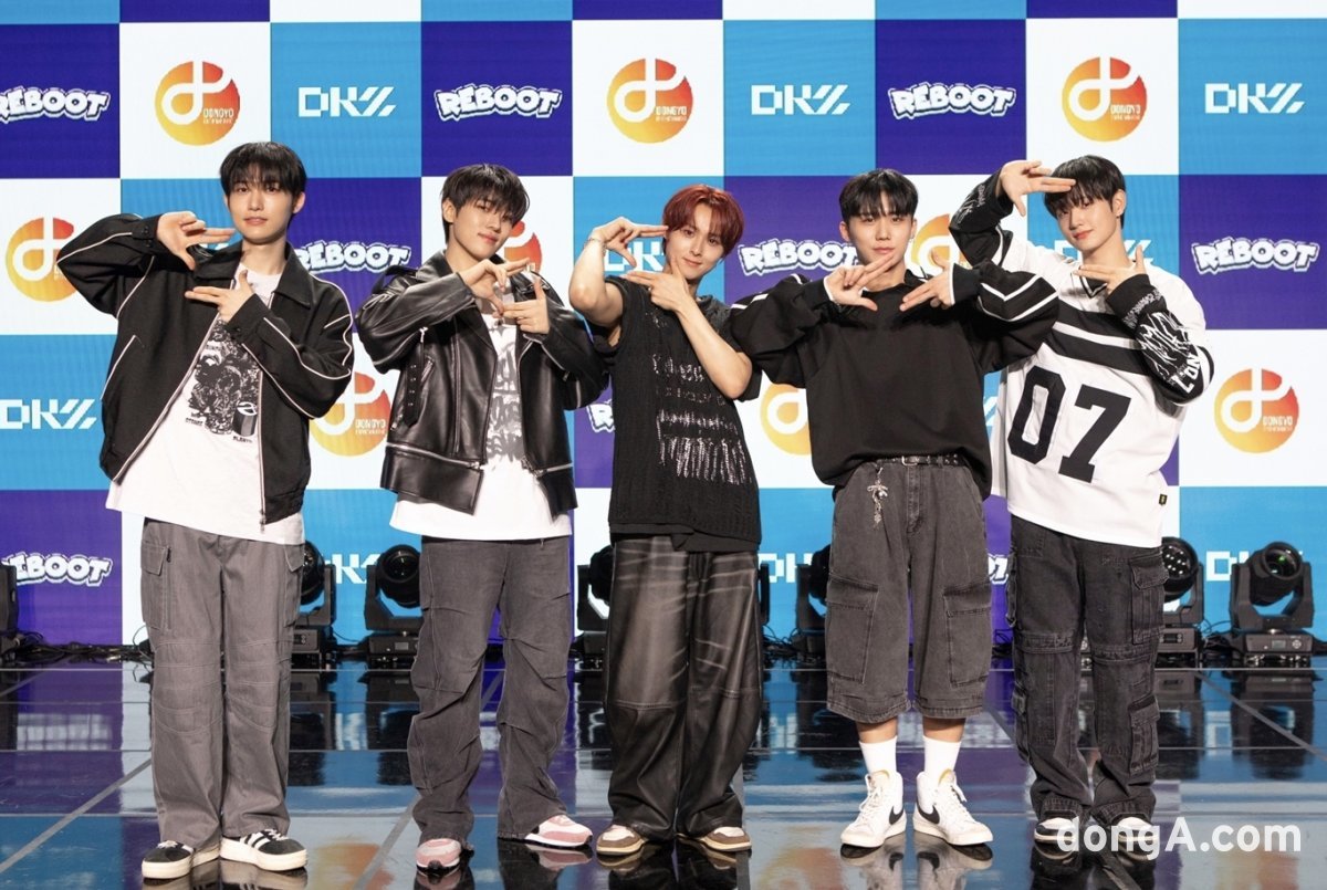 DKZ, 시그니처 포즈도 멋지게~ [DA포토]｜스포츠동아