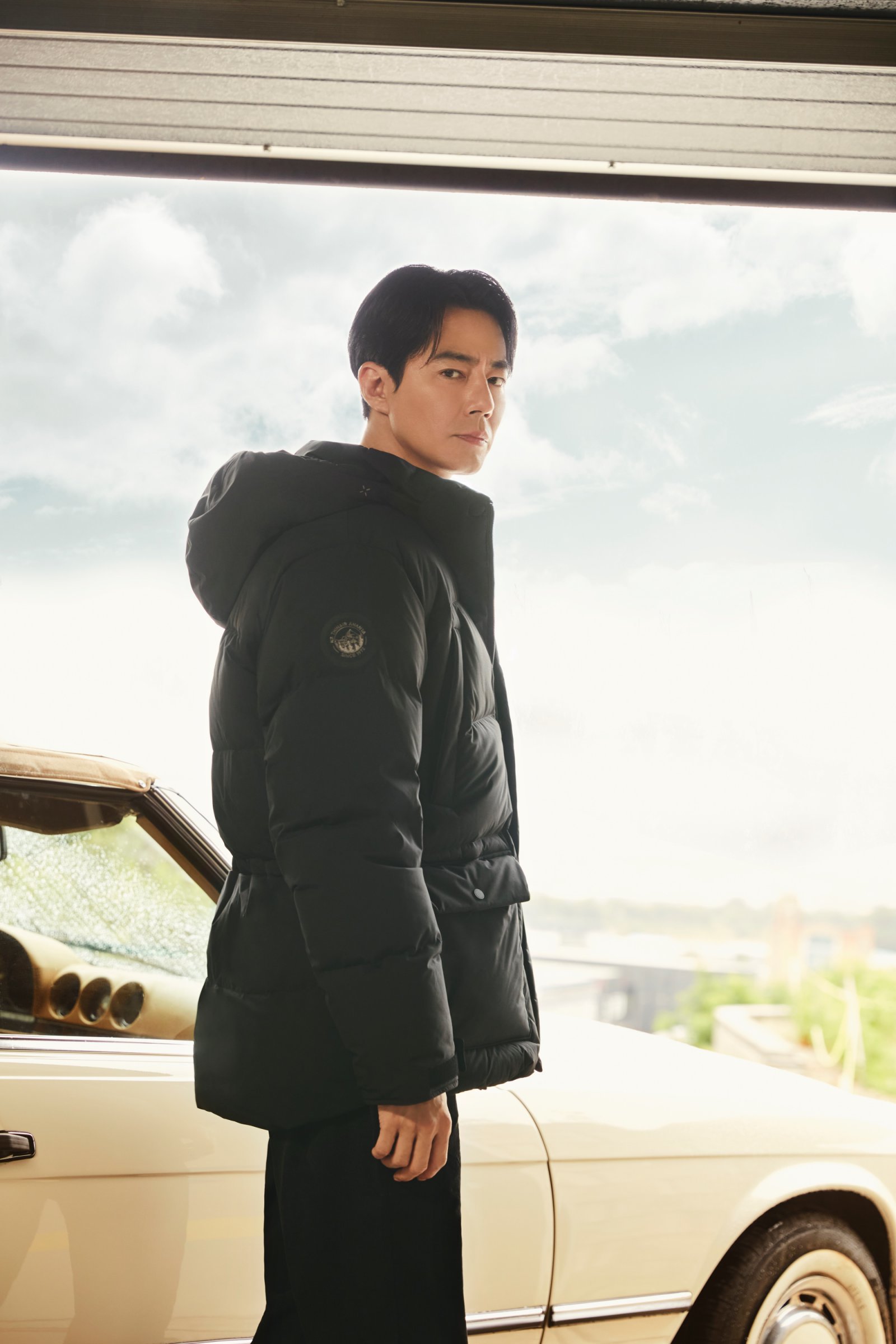 올겨울은 조인성처럼! K2, 2025 FW 아웃도어룩 완벽 해석｜스포츠동아