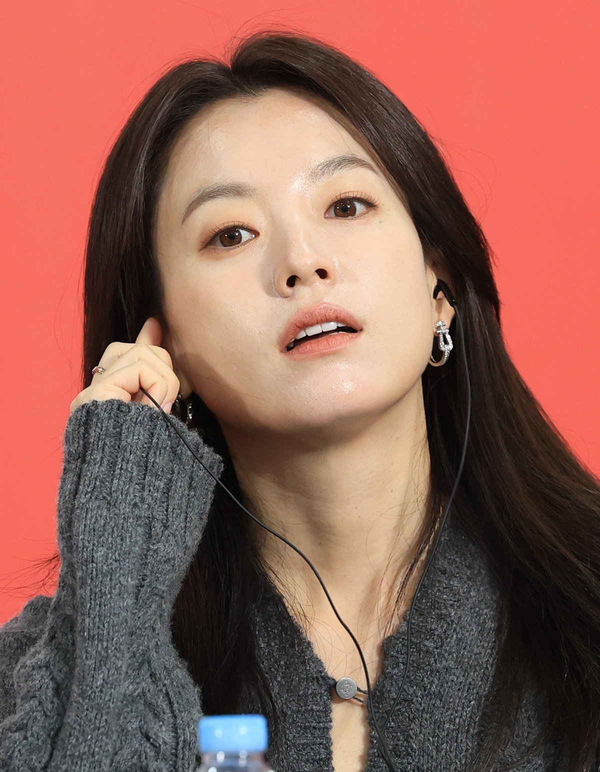 한효주 “심사위원, 부담스러워서 도망가고 싶기도” [30th BIFF]｜스포츠동아